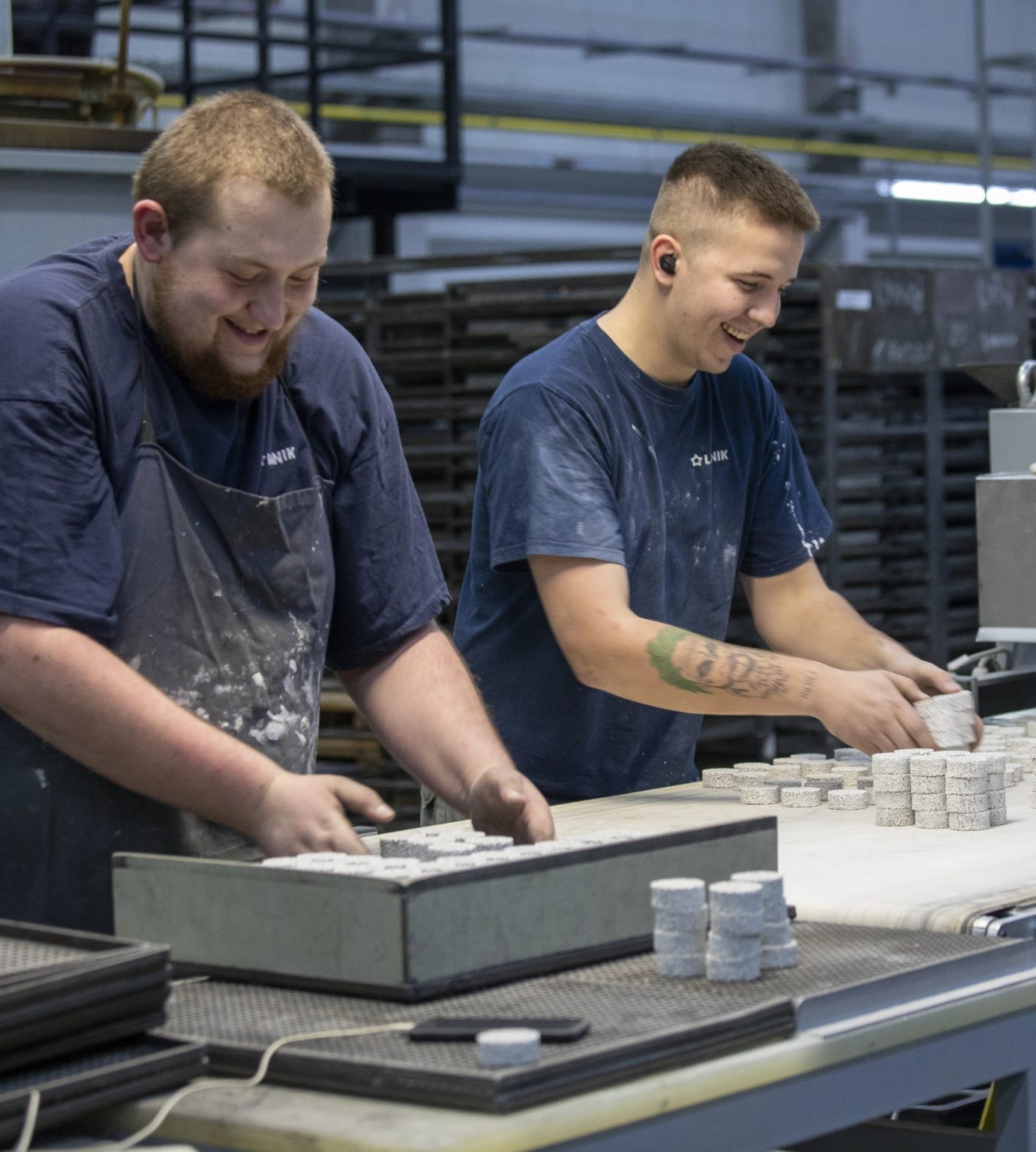 LANIK HOLDING - Budujeme stabilní skupinu průmyslových firem založenou ...