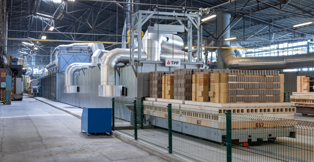 LANIK HOLDING - Budujeme stabilní skupinu průmyslových firem založenou ...